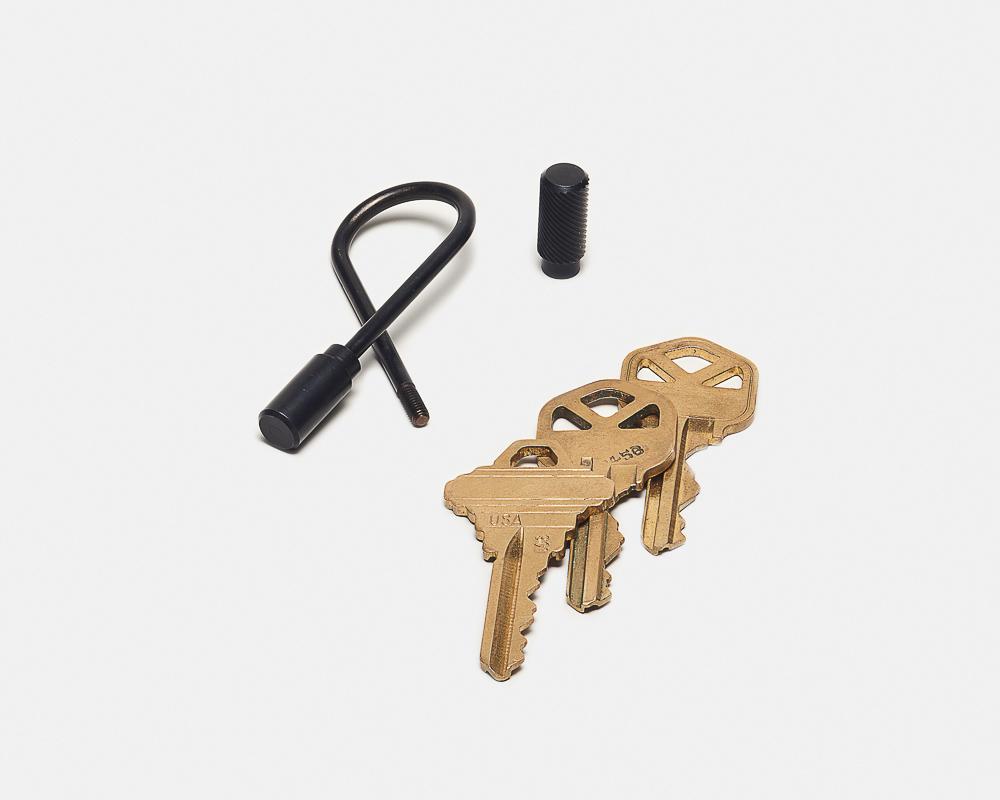 Closed Helix Keyring - Carbon Black – All The Feels